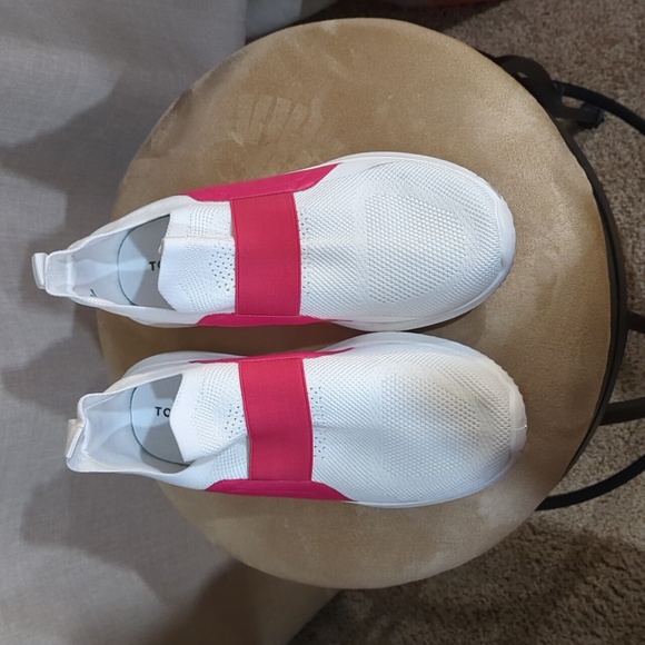 torrid | Shoes | Sz 2ww Torrid Slip On Mesh Tennis Shoes | Poshmark